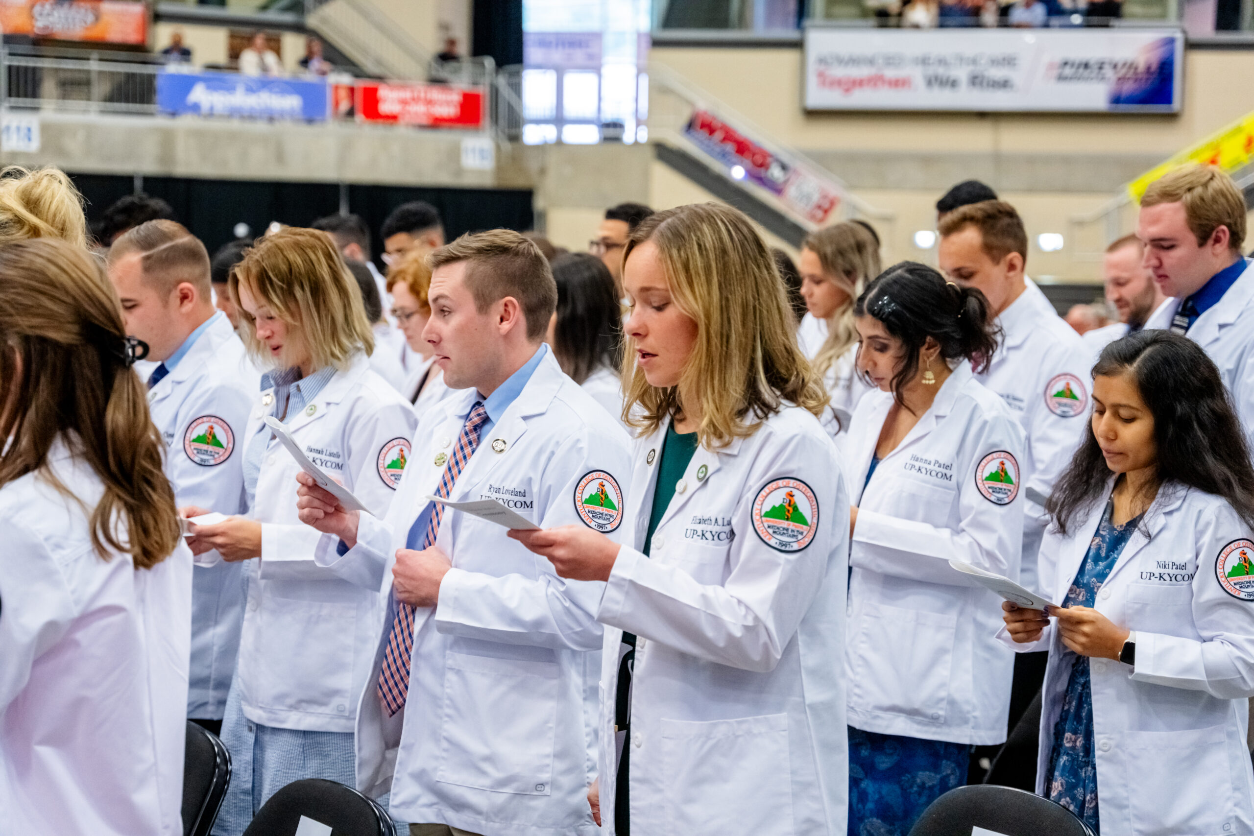 Next class of physicians gathers at White Coat Ceremony | UPIKE